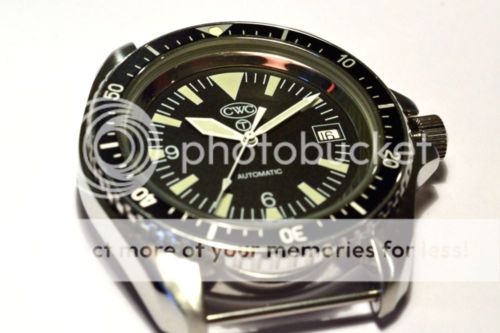 FS: CWC Royal Navy auto date [in EU] | WatchUSeek Watch Forums